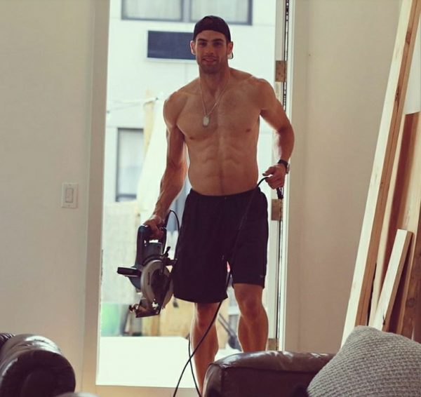 18 MALE MODELS TO FOLLOW ON INSTAGRAM