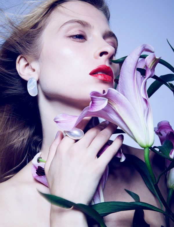 BEAUTY SCENE EXCLUSIVE: Julia Willets by Debora Barnaba