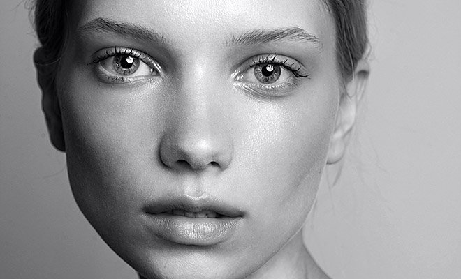 BEAUTY SCENE EXCLUSIVE: Shades of a Woman by Debora Barnaba