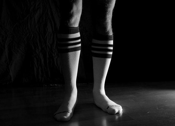 HEALTH: Signs That Compression Socks Are Too Tight for You